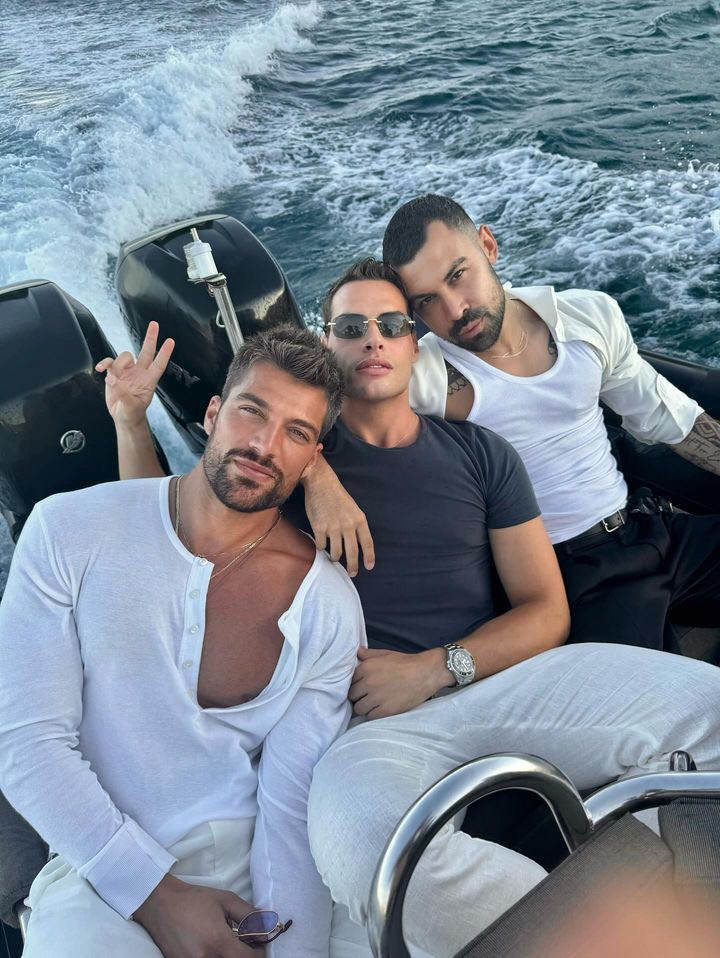 Simone Susinna: Στη Μύκονο ο γοητευτικός πρωταγωνιστής του «365 Days ...