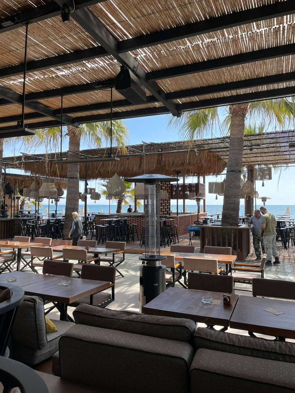 Το νέο, ανανεωμένο Rebuke Lounge είναι εδώ τώρα και με brunch!