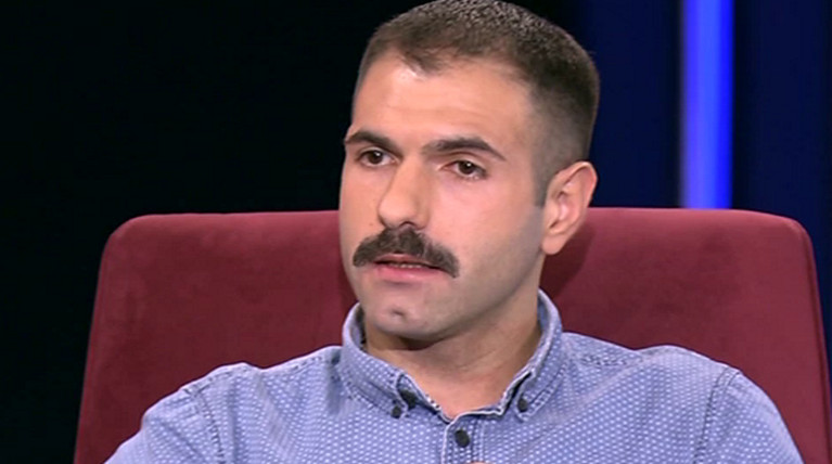 Γιώργος Καρκάς: Ποιος είναι ο sexy ηθοποιός που διατηρούσε σχέση με τον ...