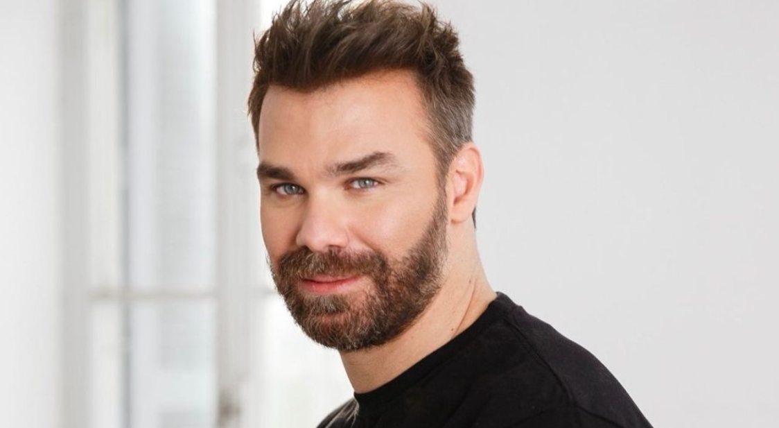 Ο Γιώργος Σαμπάνης έρχεται για πρώτη φορά στο Nava Seaside