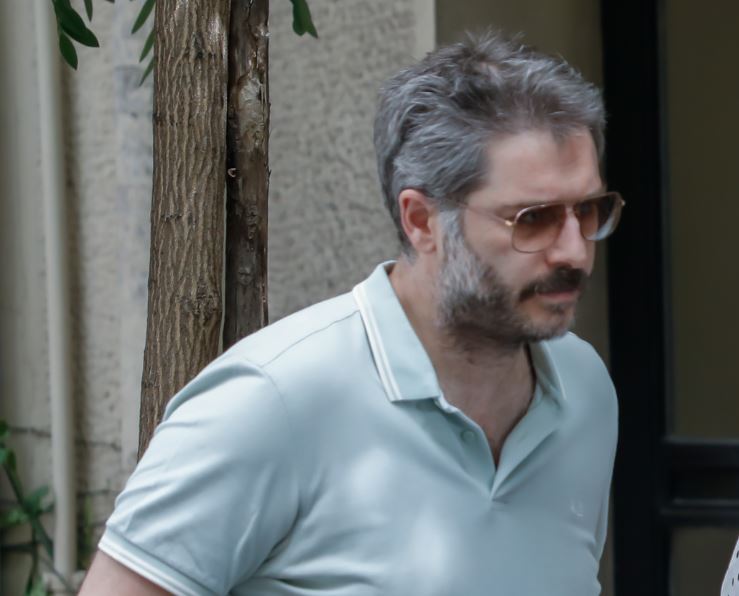 Αλέξανδρος Μπουρδούμης: Που βρίσκεται με τον γιο του μετά την είδηση ...
